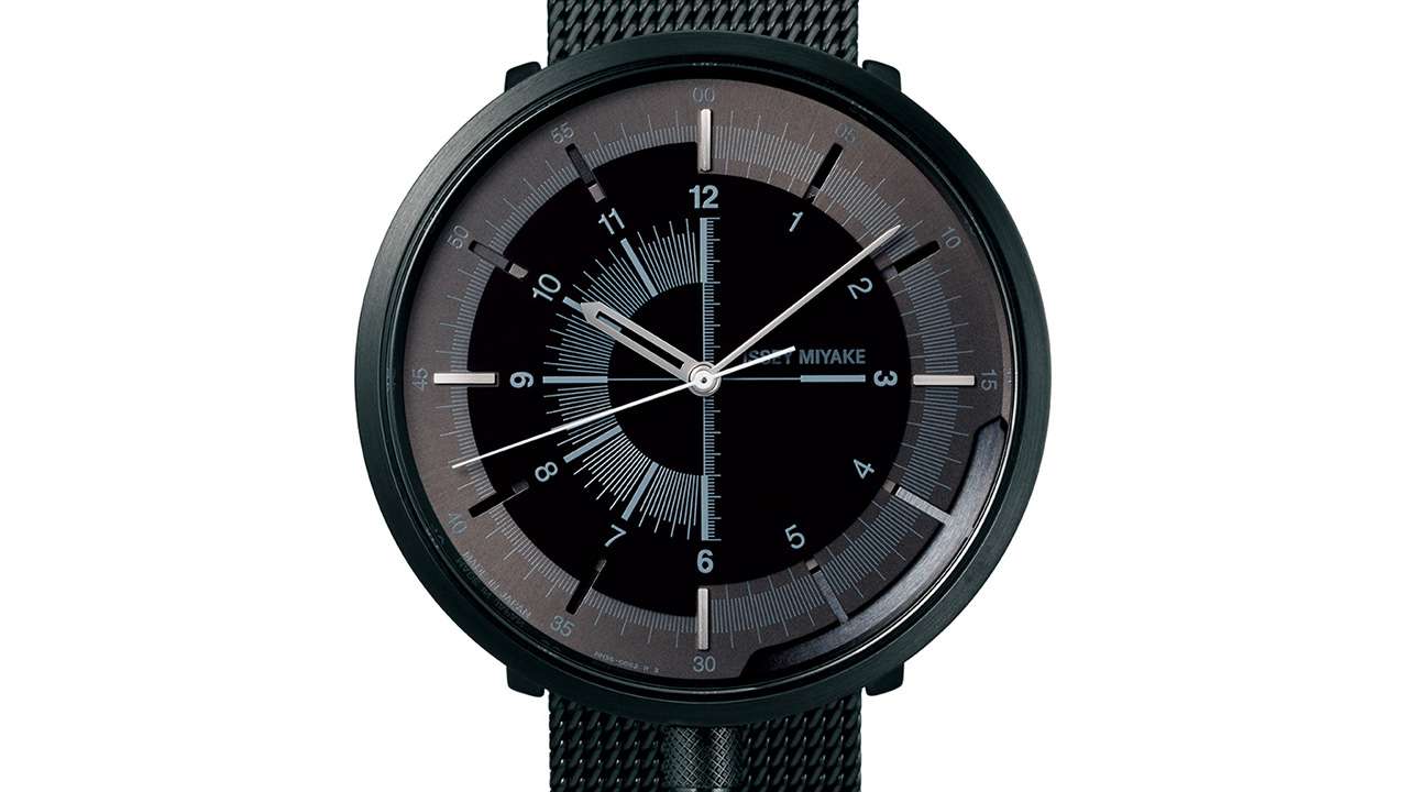 Casio’s Most Expensive G-Shock in 18K Pure Gold marks 35 years - dlmag