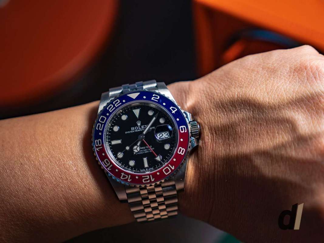 Best dual time watches for world travelers - Daily Luxury