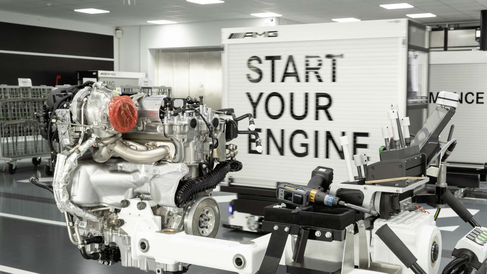 Mercedes-AMG unveils most powerful production four-cylinder engine ...