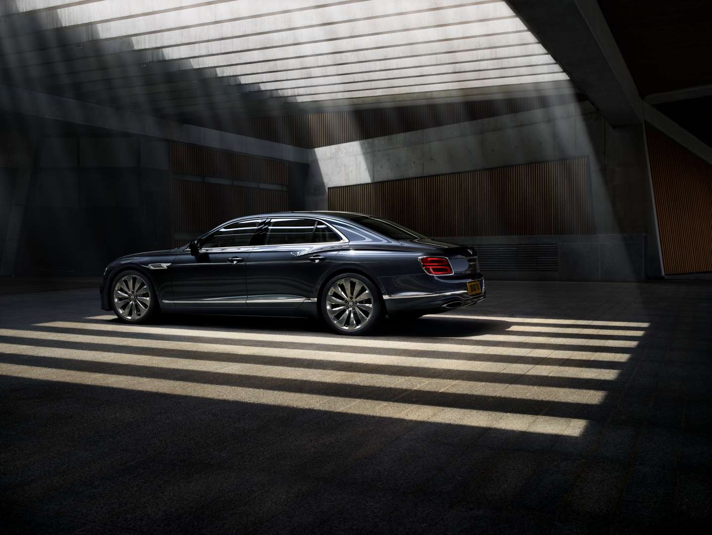 2020 Bentley Flying Spur: the fastest and most luxurious sedan in the ...