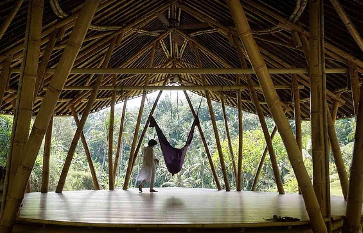 Sacred Nap: Buddhist nun will rock you to sleep at ultra-luxurious Four ...