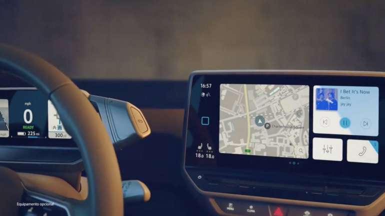 The 2020 Volkswagen ID.3 will come with a 3D holographic heads-up ...