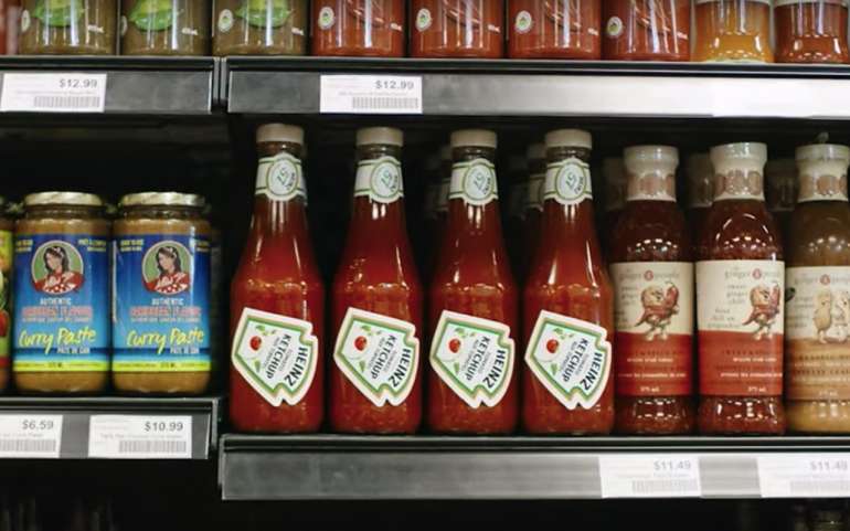 New Heinz Ketchup Bottle tells you how to pour perfectly - Daily Luxury