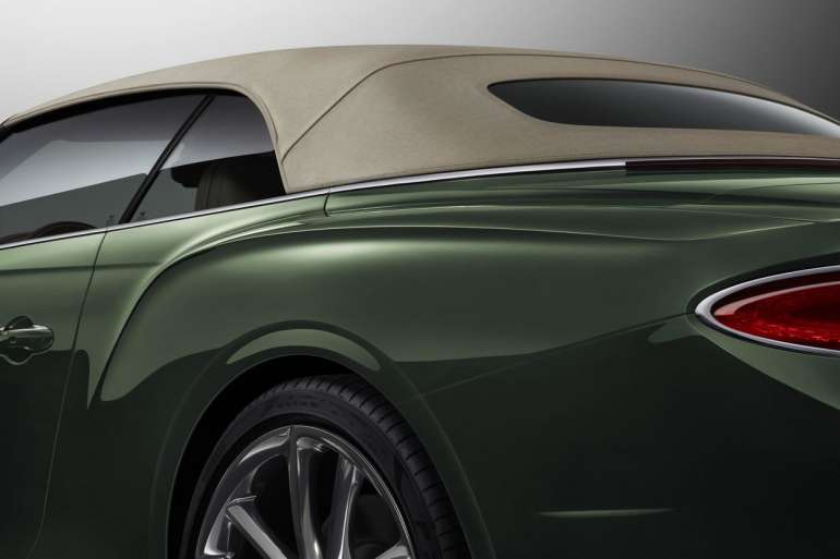 The 2020 Bentley Continental GT’s tweed roof is brilliantly divine ...