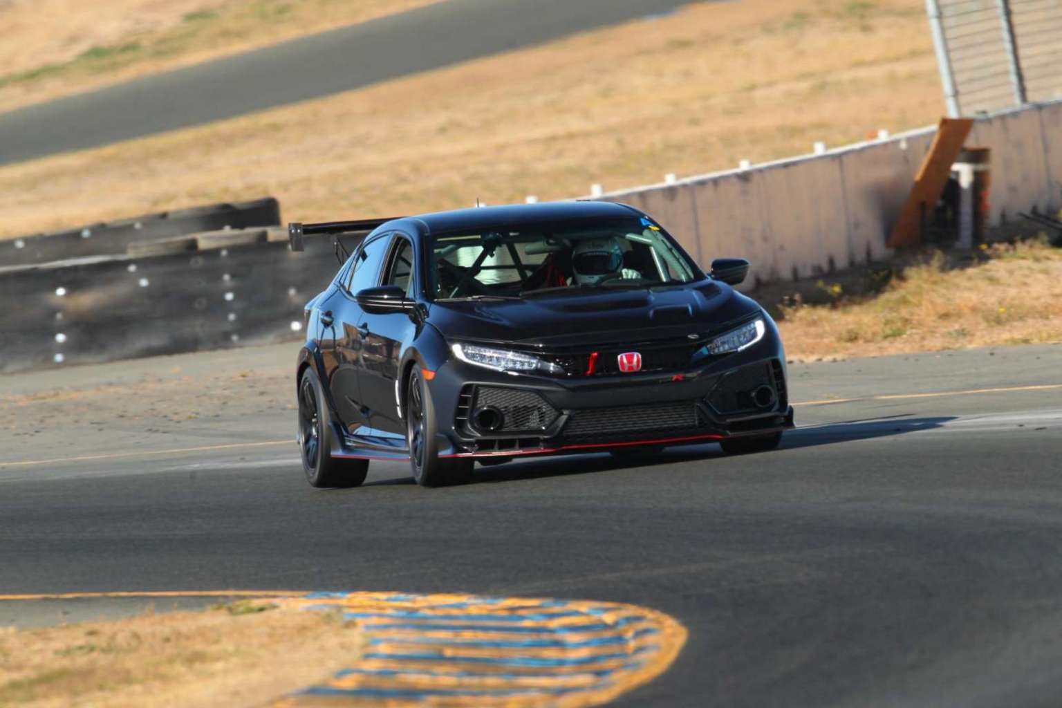 This Honda Civic Type R TC is born to race - Daily Luxury