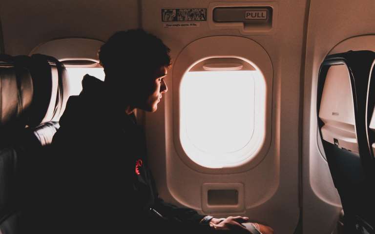 Common etiquette for the business, first class passengers - Daily Luxury