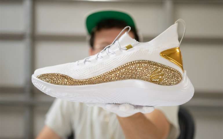 Curry 8 Golden Flow available in white, metallic gold colorway - Daily ...