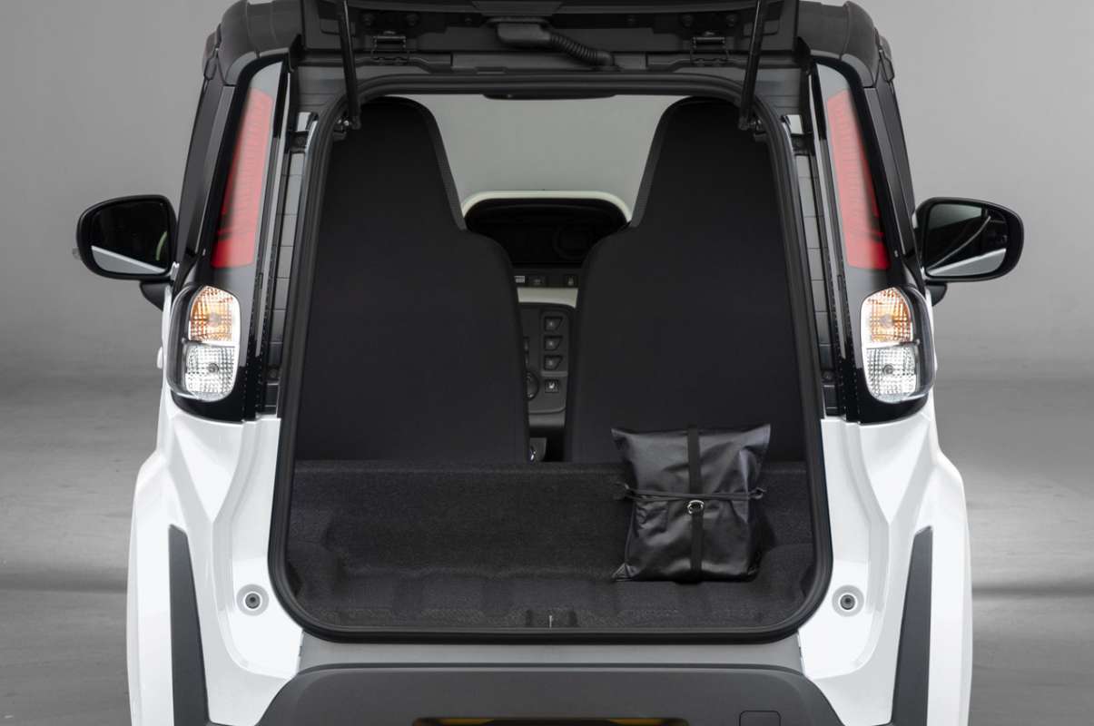 Toyota C+ pod ultra-compact EV launches in Japan - Daily Luxury