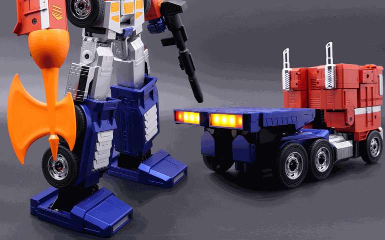 Hasbro’s self-transforming Optimus Prime responds to voice-commands ...