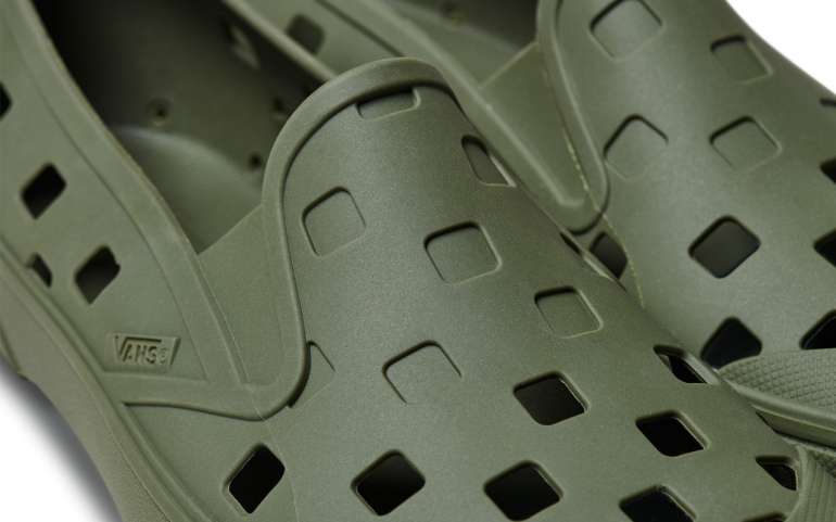 Vans Trek Slip-On is immensely flexible, rinsable rubber shoe - Daily ...