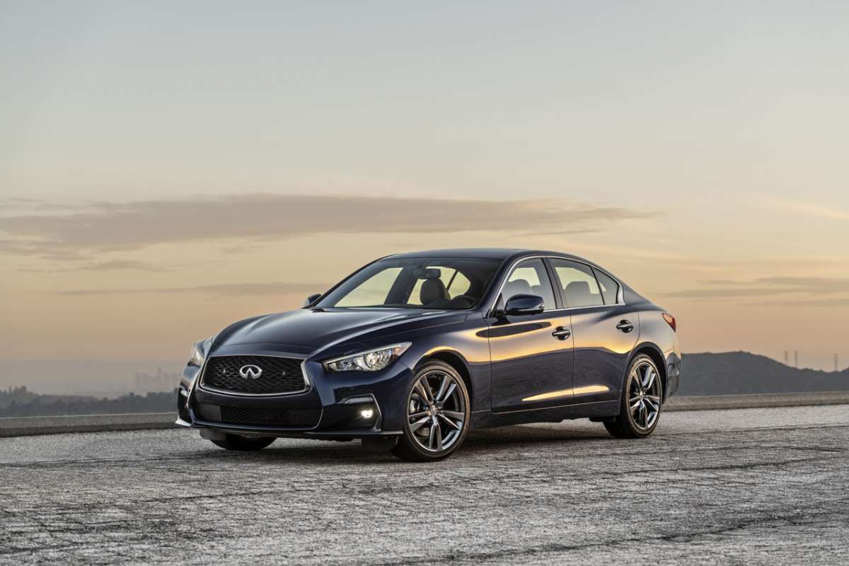 2021 Infiniti Q50 Signature Edition rocks exclusive Saddle Brown ...
