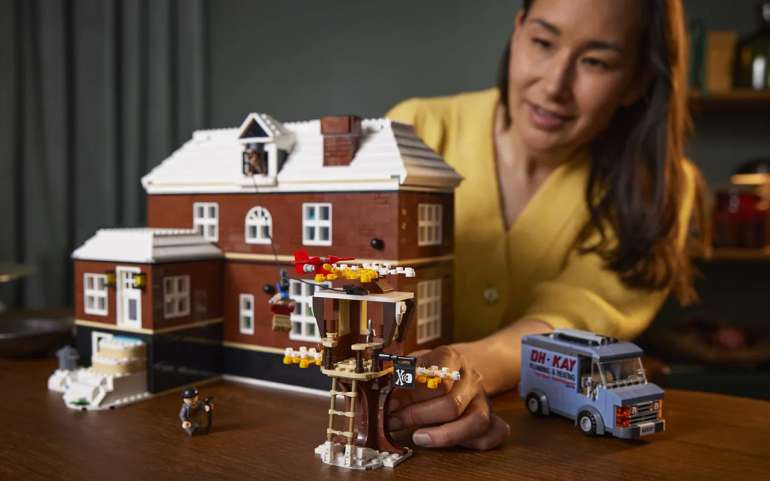 LEGO Home Alone set featuring 3,955 pieces will give your family hours ...