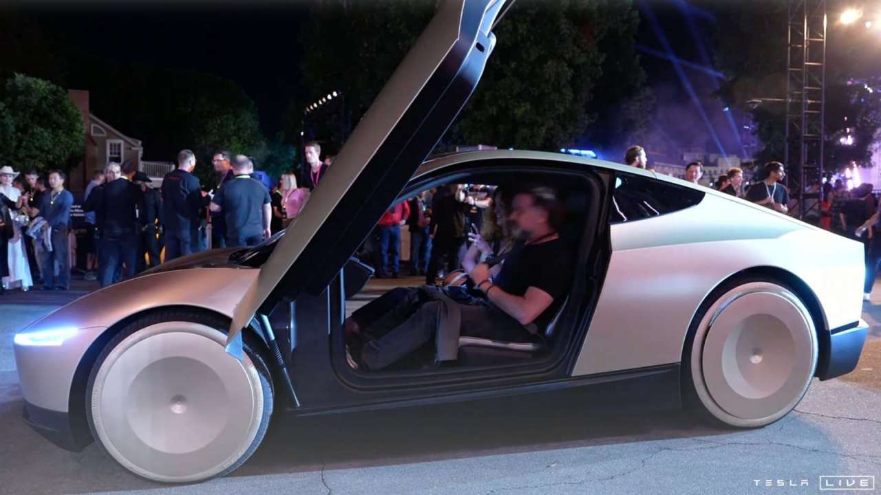 We, Robot: How Tesla's Cybercab and Robovan Bring Science Fiction to ...